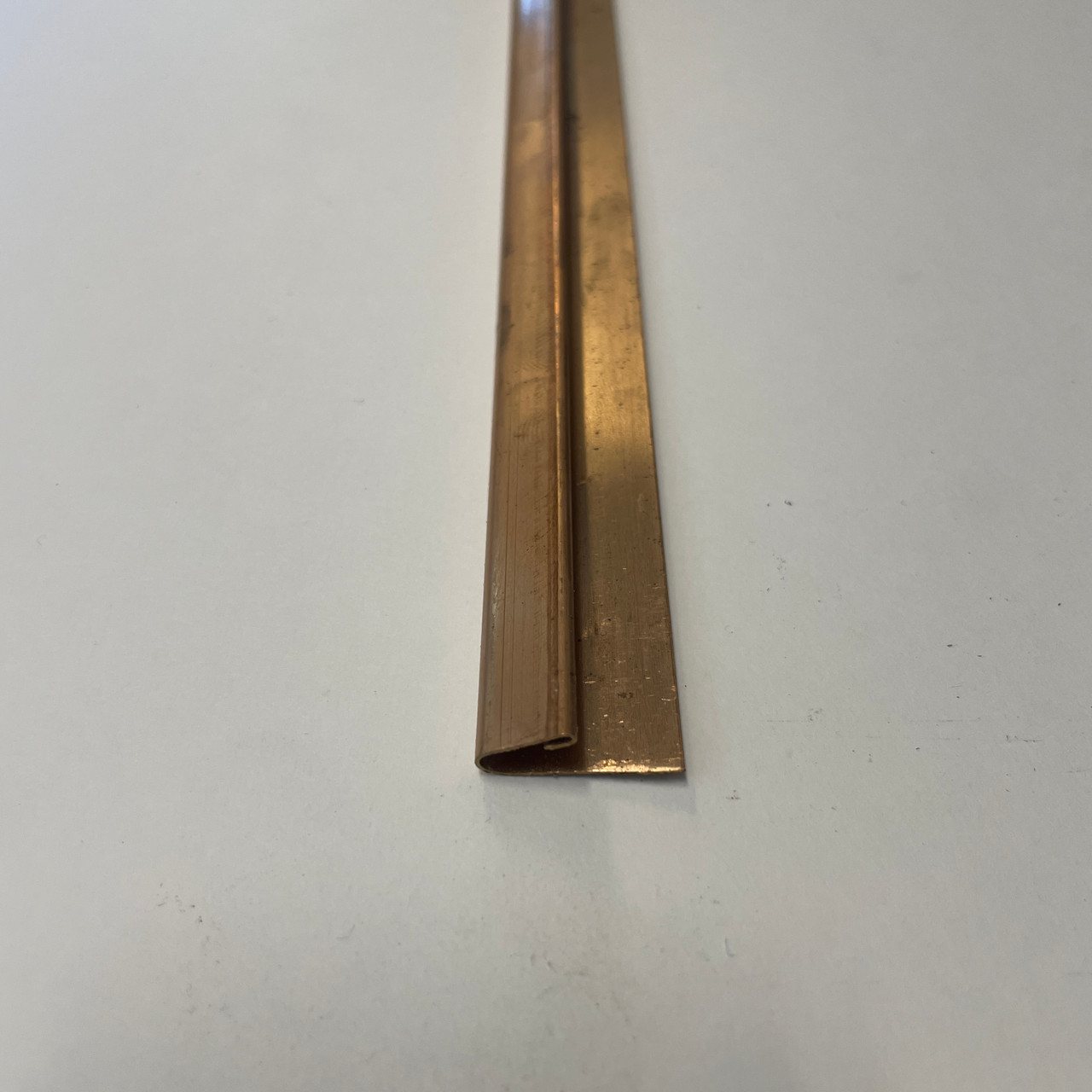 Bronze Hemmed Hook Meeting Rail Weatherstrip