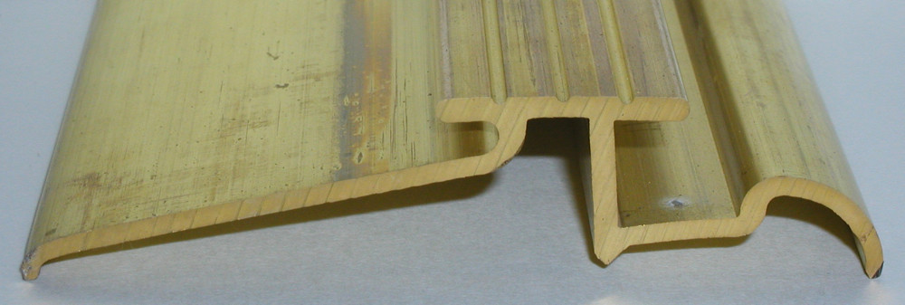 Interlocking Threshold 4" Wide x 15/16" Tall