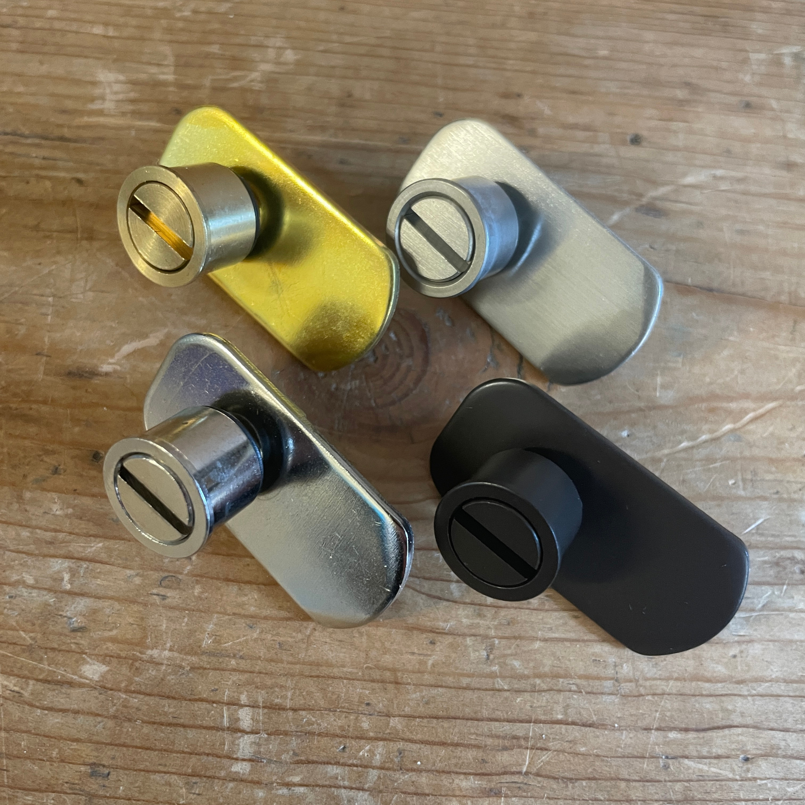 Screen Insert Cam Fastener