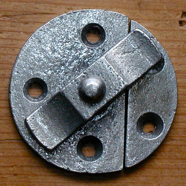 Medium Iron Turnbutton