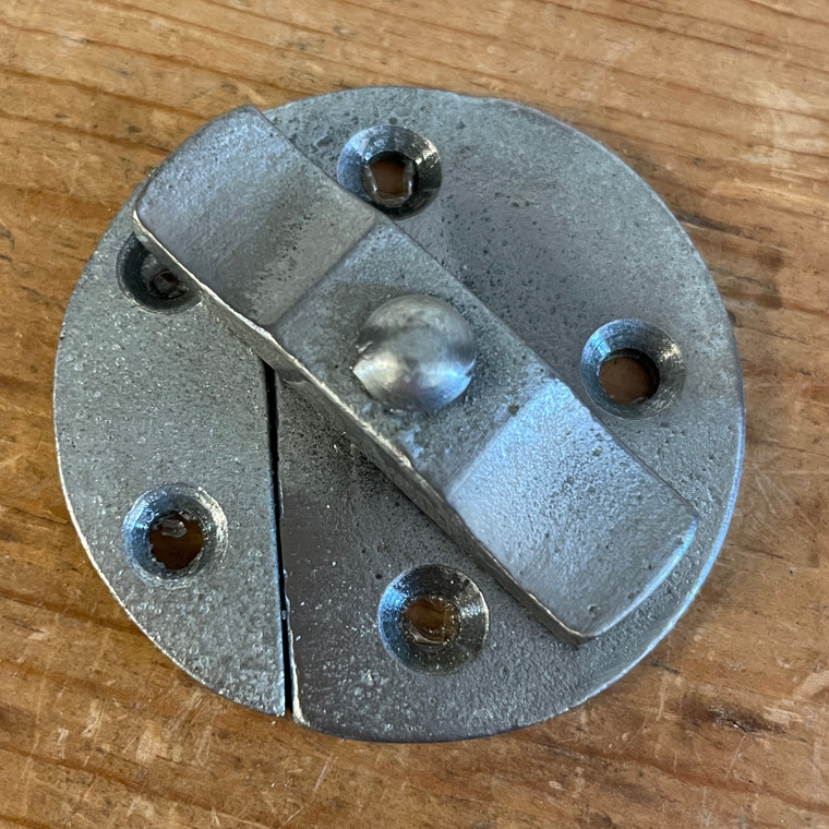 Medium Iron Turnbutton