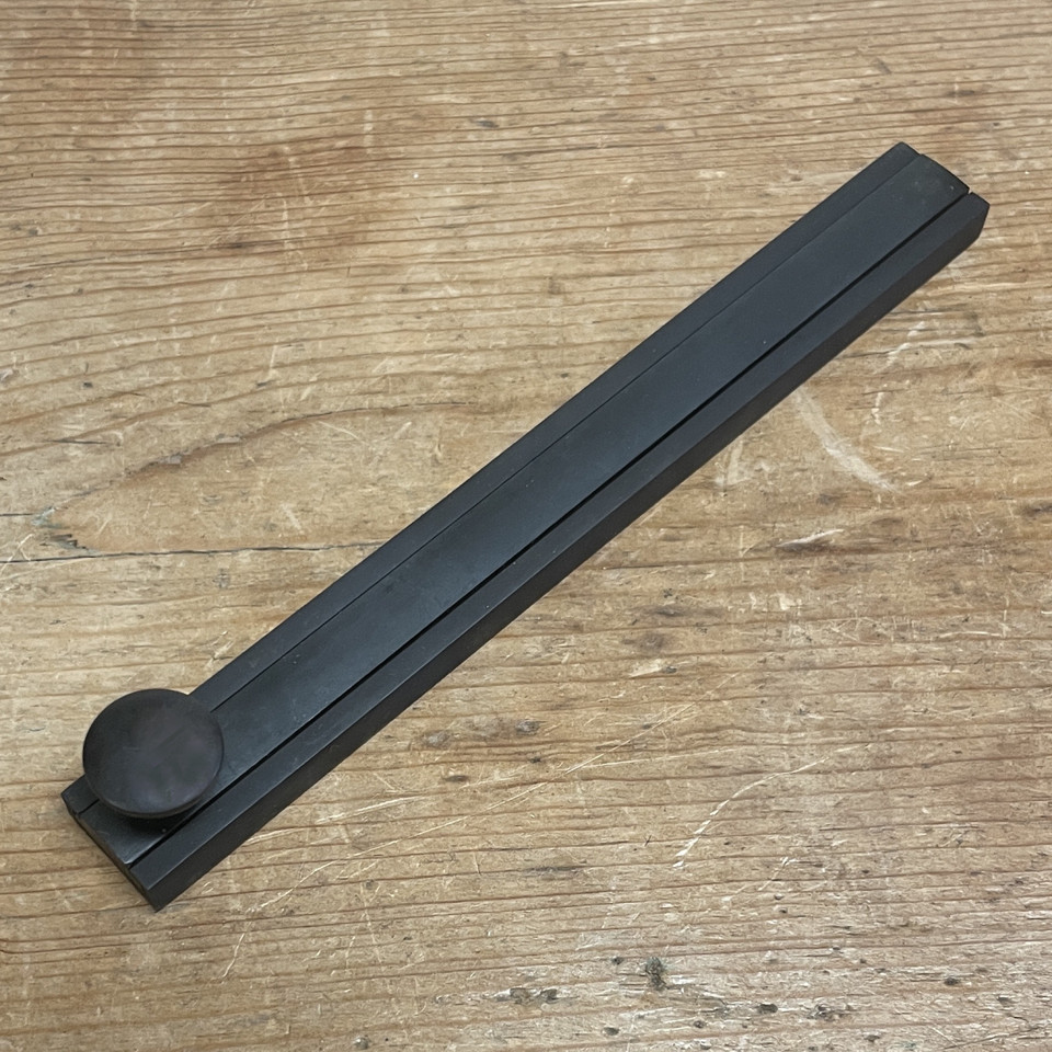 6" Ives No. 40 Modern Surface Bolt