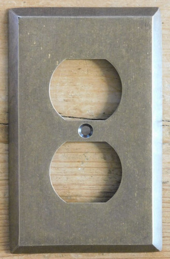 Duplex Plate in Aged Antique Brass