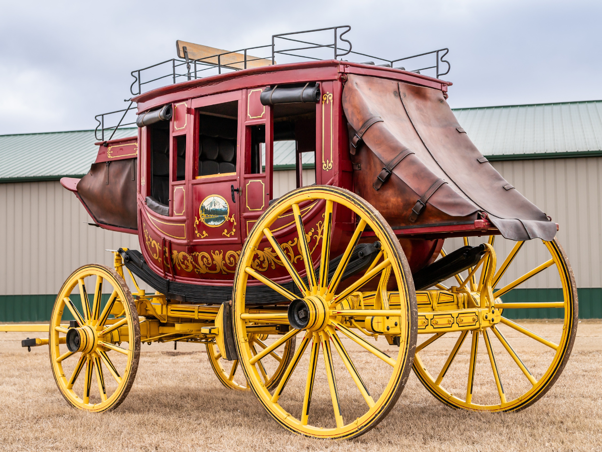 Western Mail Stagecoach - Hansen Wheel and Wagon Shop