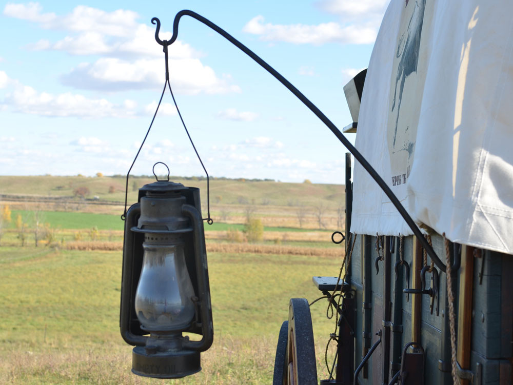 Long Lantern Hanger for Wagon Box