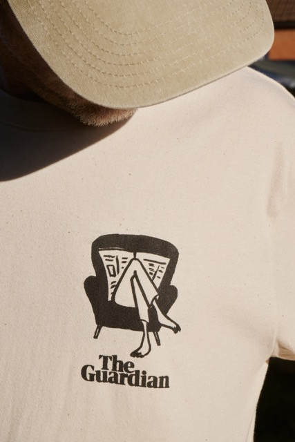 Guardian Reader T-Shirt Natural Raw