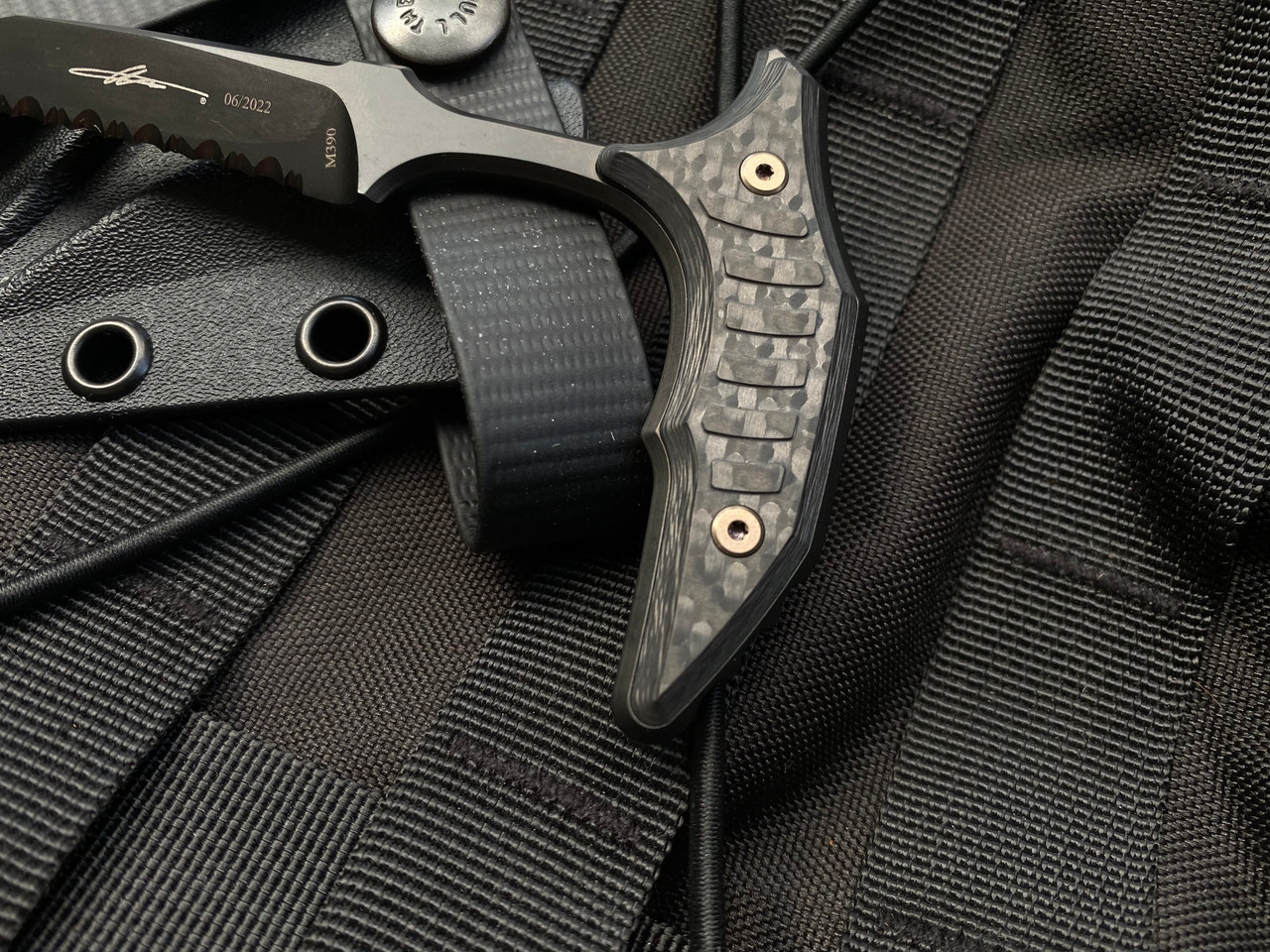 Microtech Double Bee | Full Serrated DLC - CF | NTL