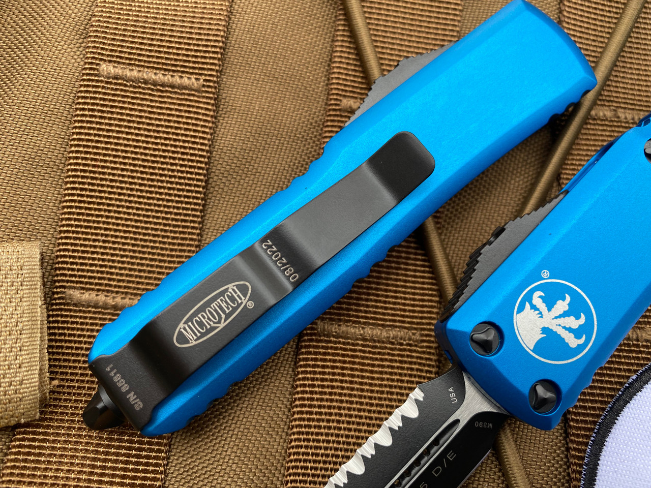 Microtech UTX-85 D/E | Blue Body Full Serrated | NTL