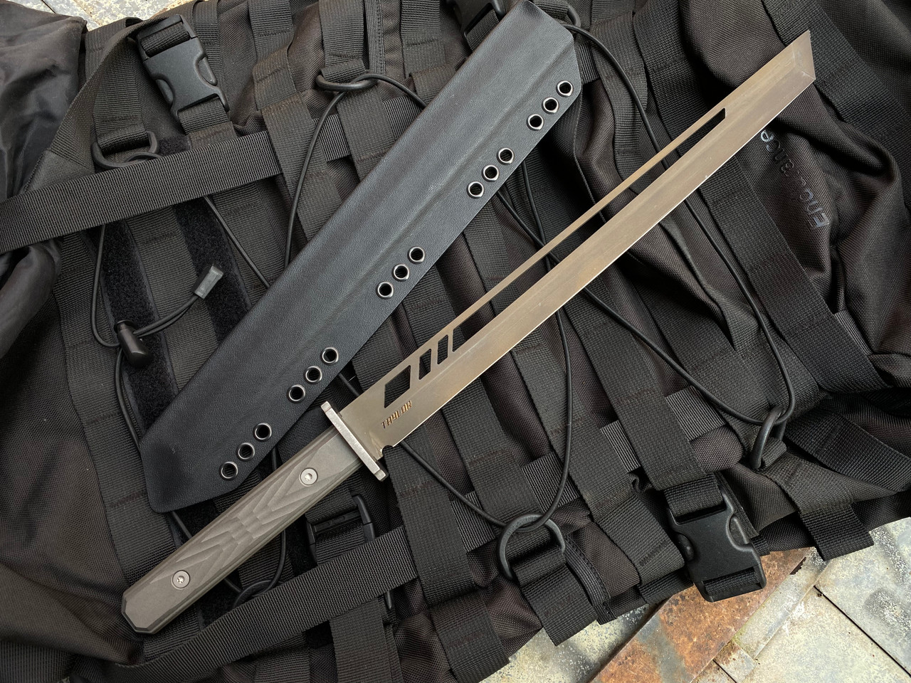 Tactical Short Sword