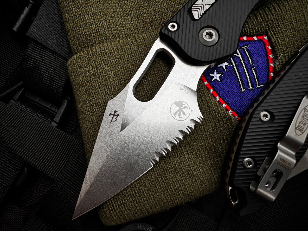 Microtech RAM-LOK Stitch Folder Fluted Black Aluminum Body w ...