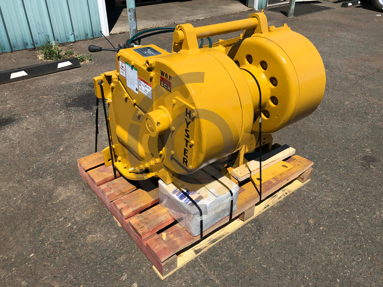 John Deere 850K Winch