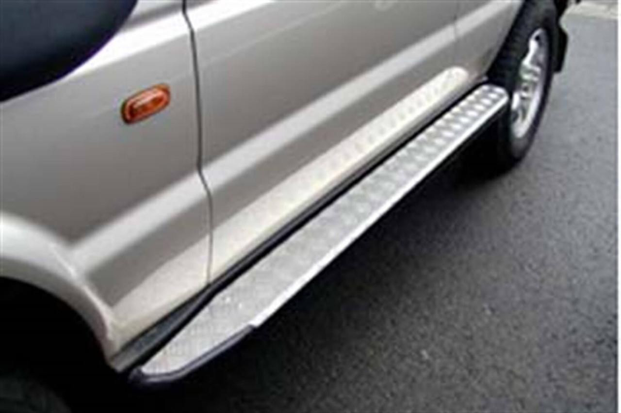 ARB 4x4 Accessories Deluxe Protection Step 4432030 4432030