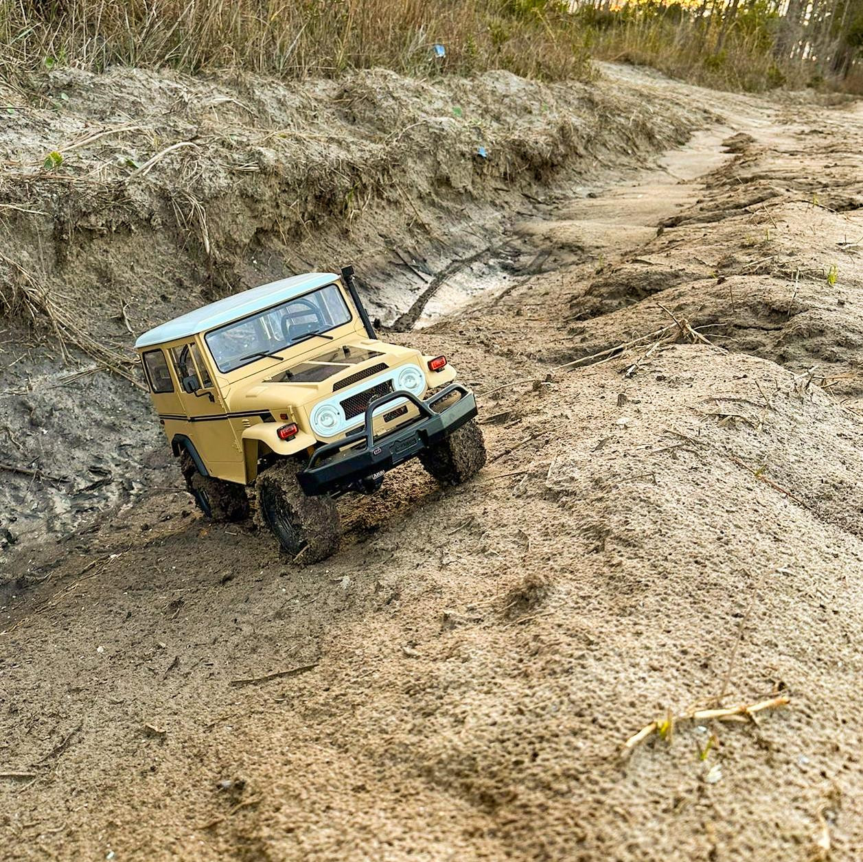 ARB 4x4 Accessories Limited Edition RC Car FJ40 1:10 Scale RC4WDCRUISER ...