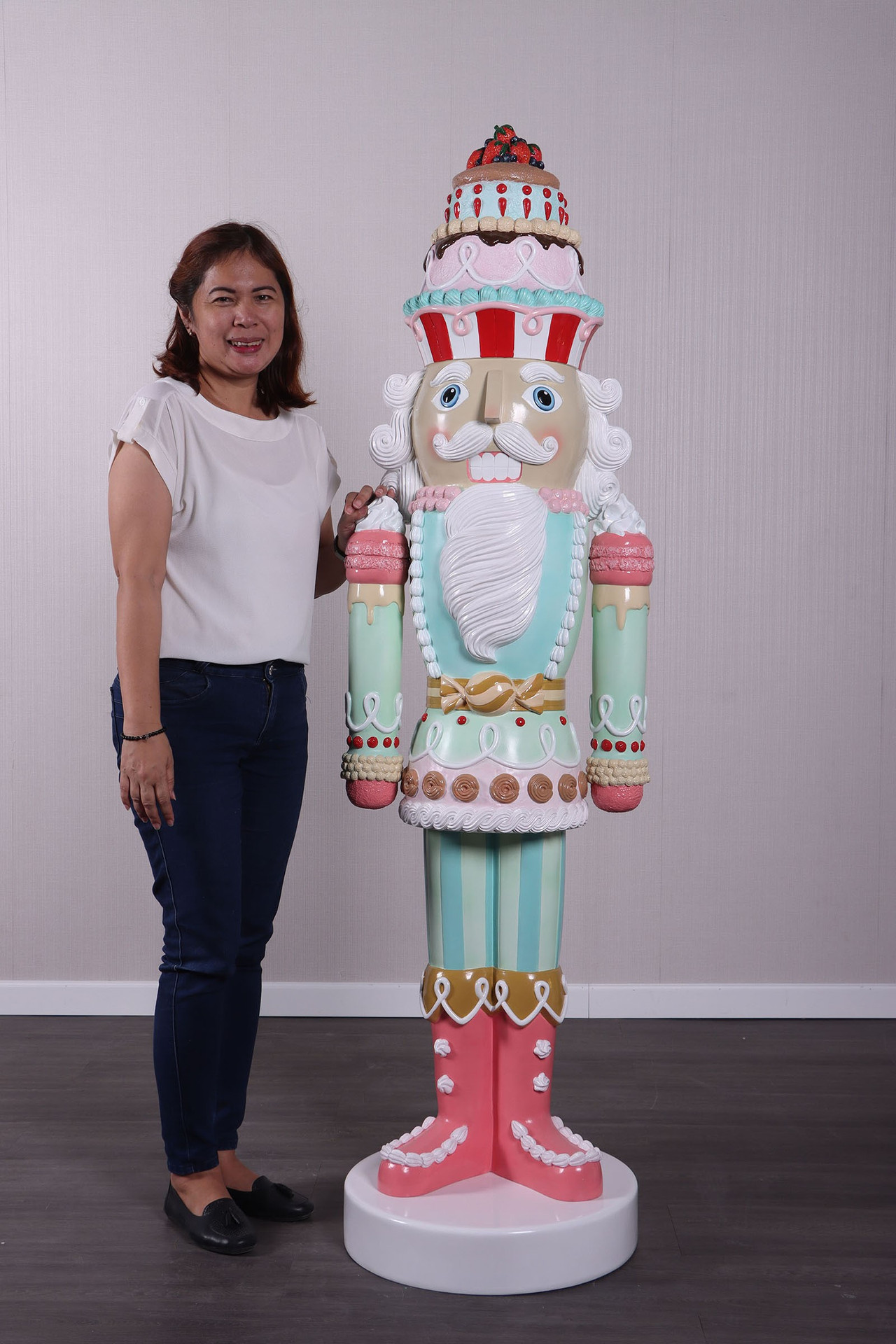 Nutcracker Candy Cake - World of Decor