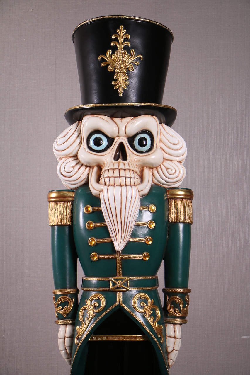 Scary Skeleton Nutcracker - World of Decor
