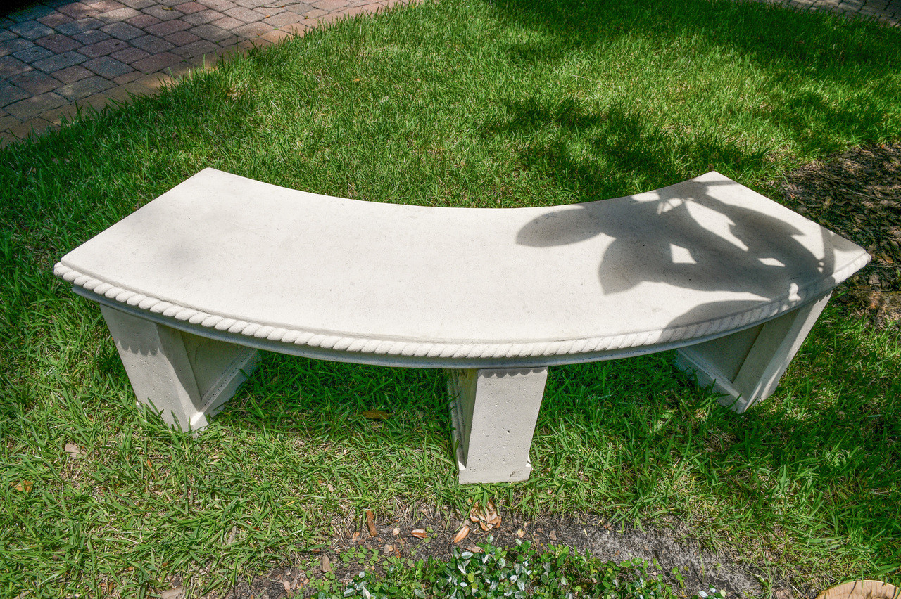 Royal Garden Bench - World of Decor