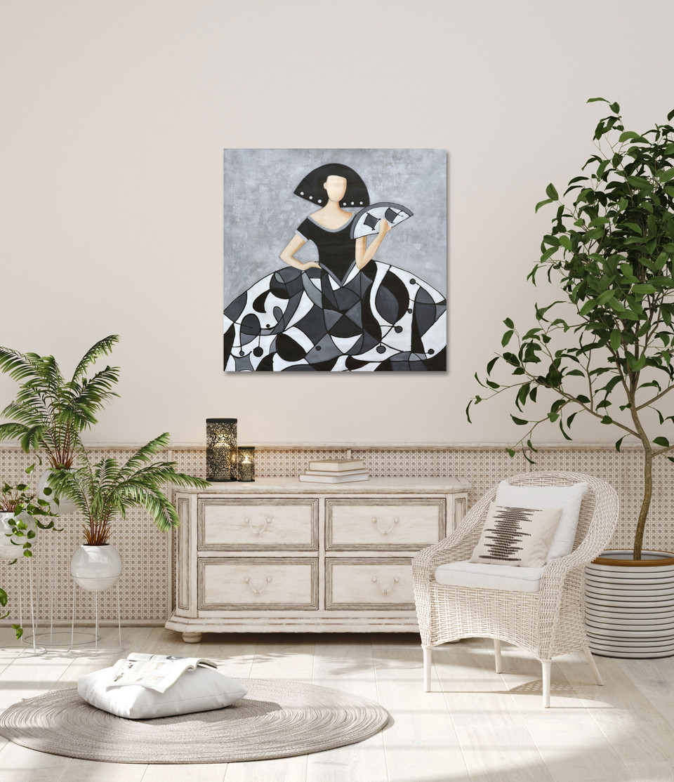 Lady With A Fan - World of Decor