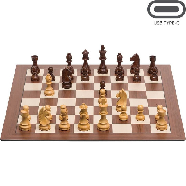 Chess Computers & e-Boards | Gambit Chess Supplies