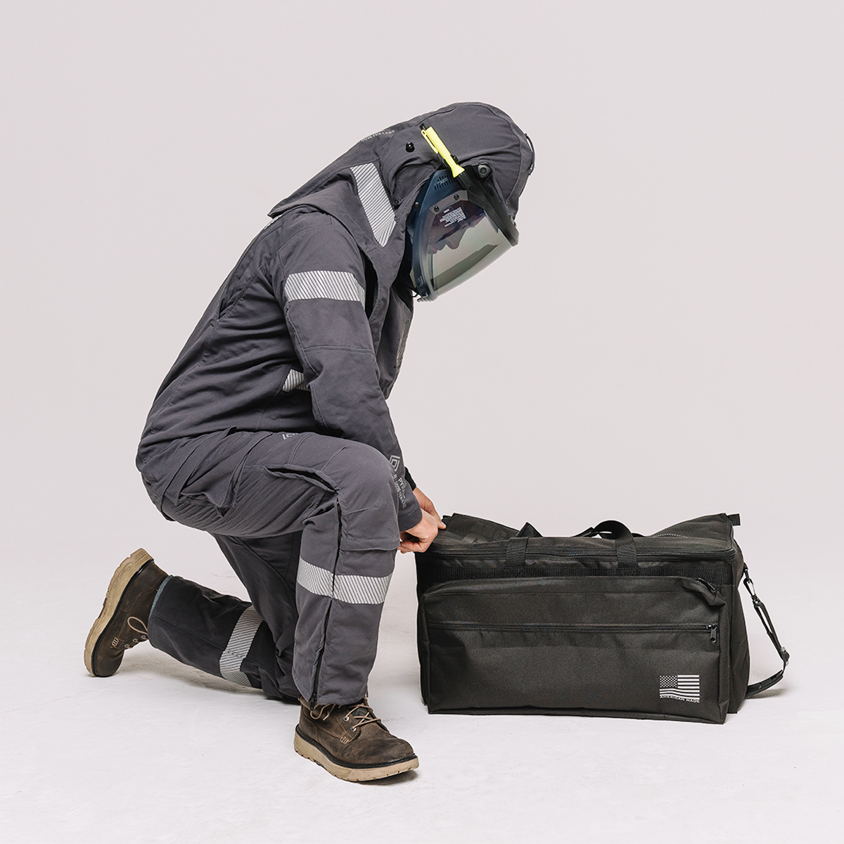 40 CAL Jacket and Bib-Overall Kit-Lift Front Hood-Black Seri | OEL ...