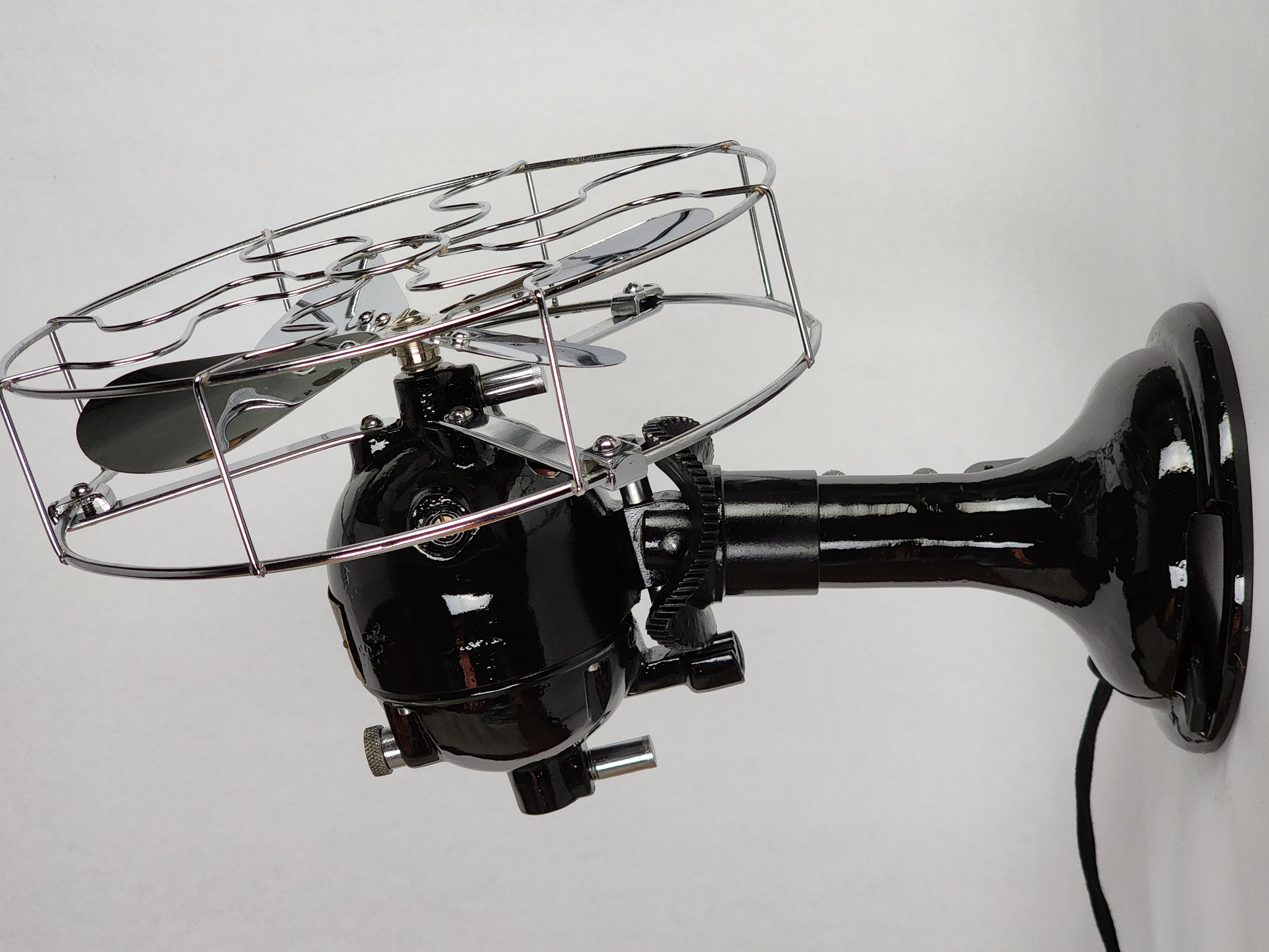 Circa 1917 American Electric "Roller Coaster" 10" Oscillating Desk Fan ...