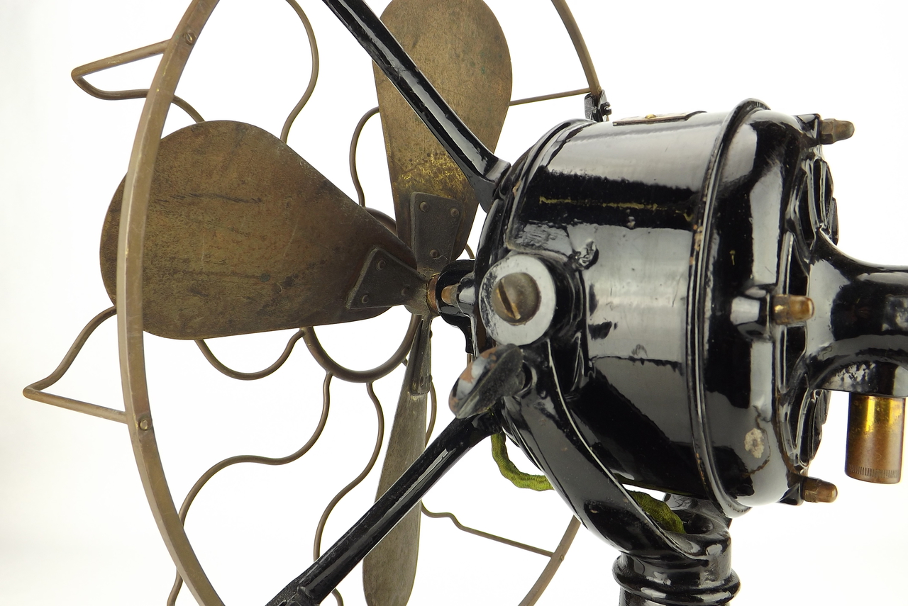 Early 1905 12" Westinghouse Tank Motor Fan - Antique Fan Supply Co