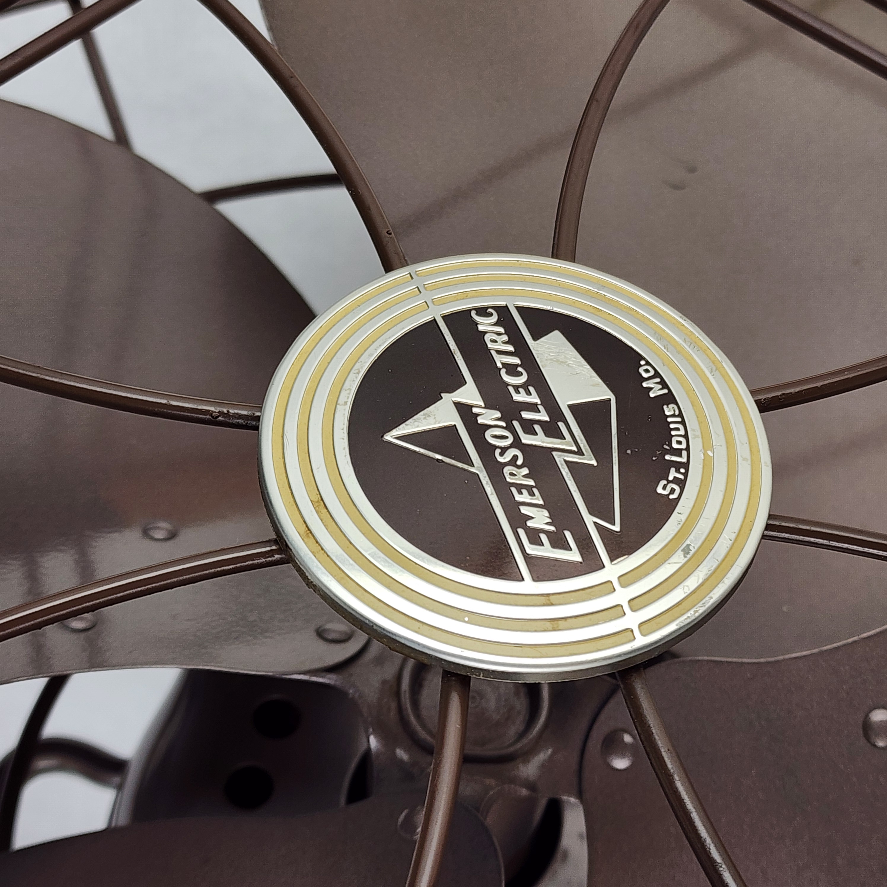 Circa 1961 16" Emerson Type 77648-TE Oscillating Desk Fan - Antique Fan ...