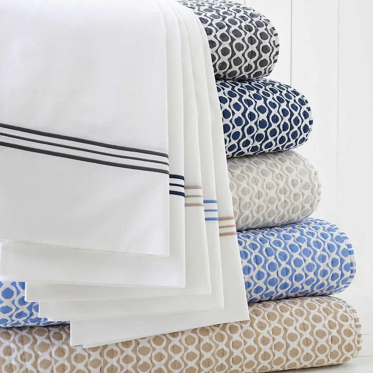 Pine Cone Hill Tyler Indigo Quilt - Lavender Fields