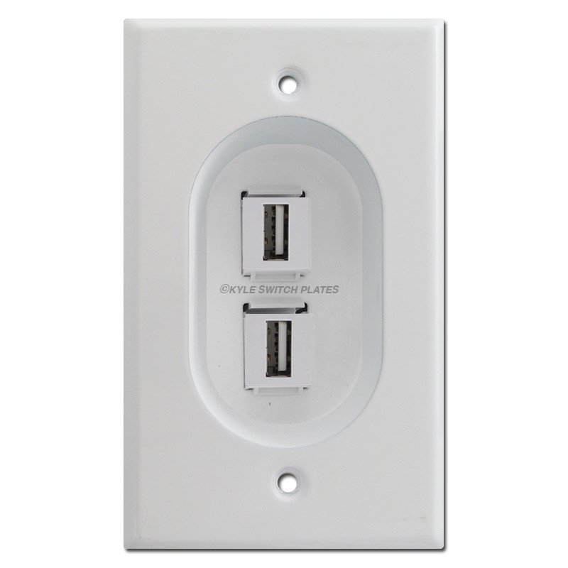 White Leviton Recessed 15A Outlet with 6 Quick Port Connectors 690
