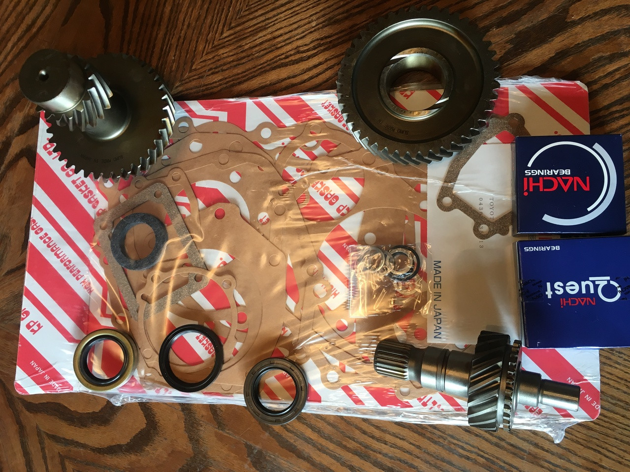 Crossmember T-case mount Toyota rf1a gear drive