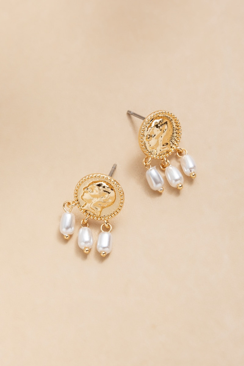 Marina Coin With Pearl Drop Earrings | francesca's®