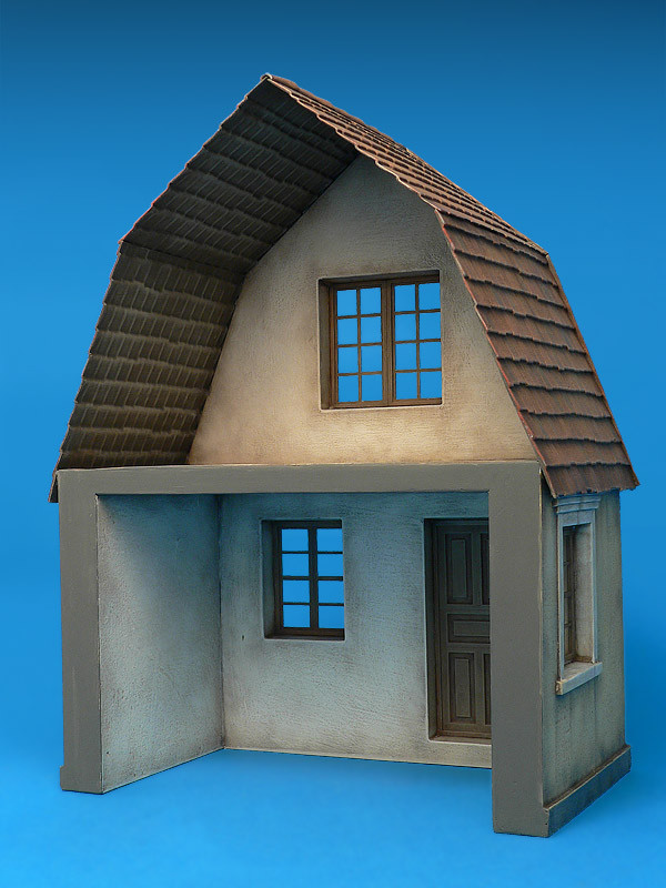 Miniart #35517 1/35 Polish Village House - Bay Hobbies