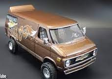 AMT #1265 1/25 1975 Chevy Van "Foxy Box" - Bay Hobbies