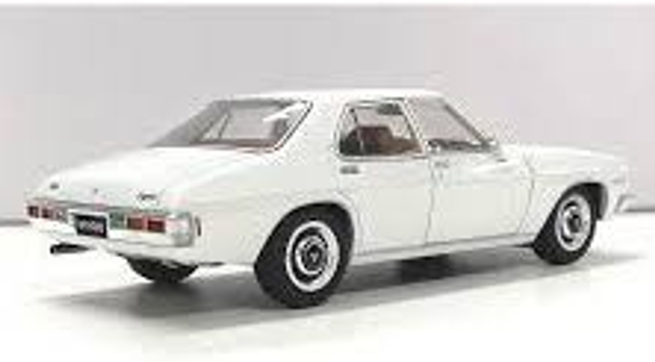 Dda Collectables 300 124 Holden Hq Kingswood Sedan Glacier White Bay
