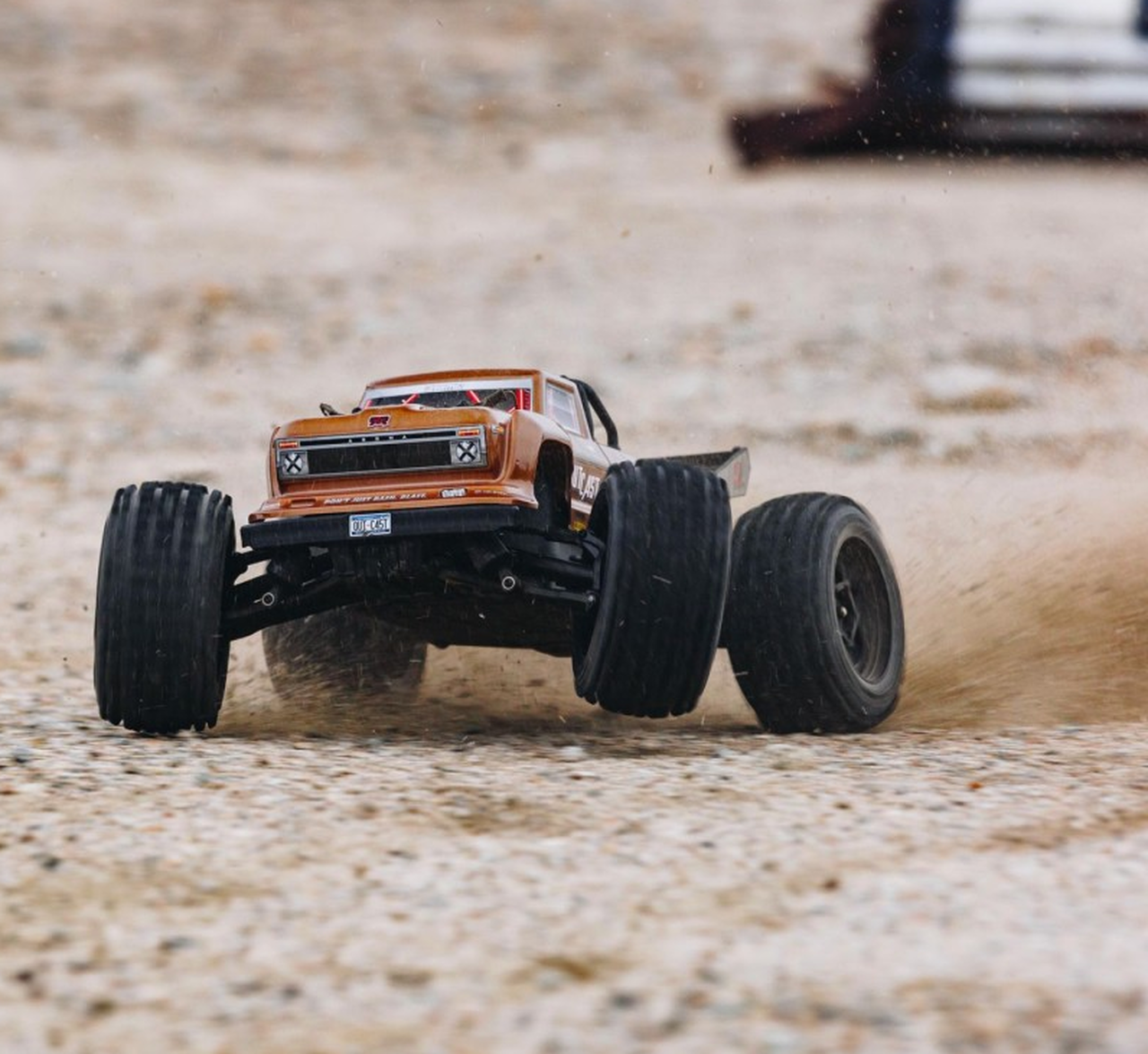 ARRMA #ARA4410V2T2 1/10 Outcast 4x4 4S BLX Monster Stunt Truck BLUE ...