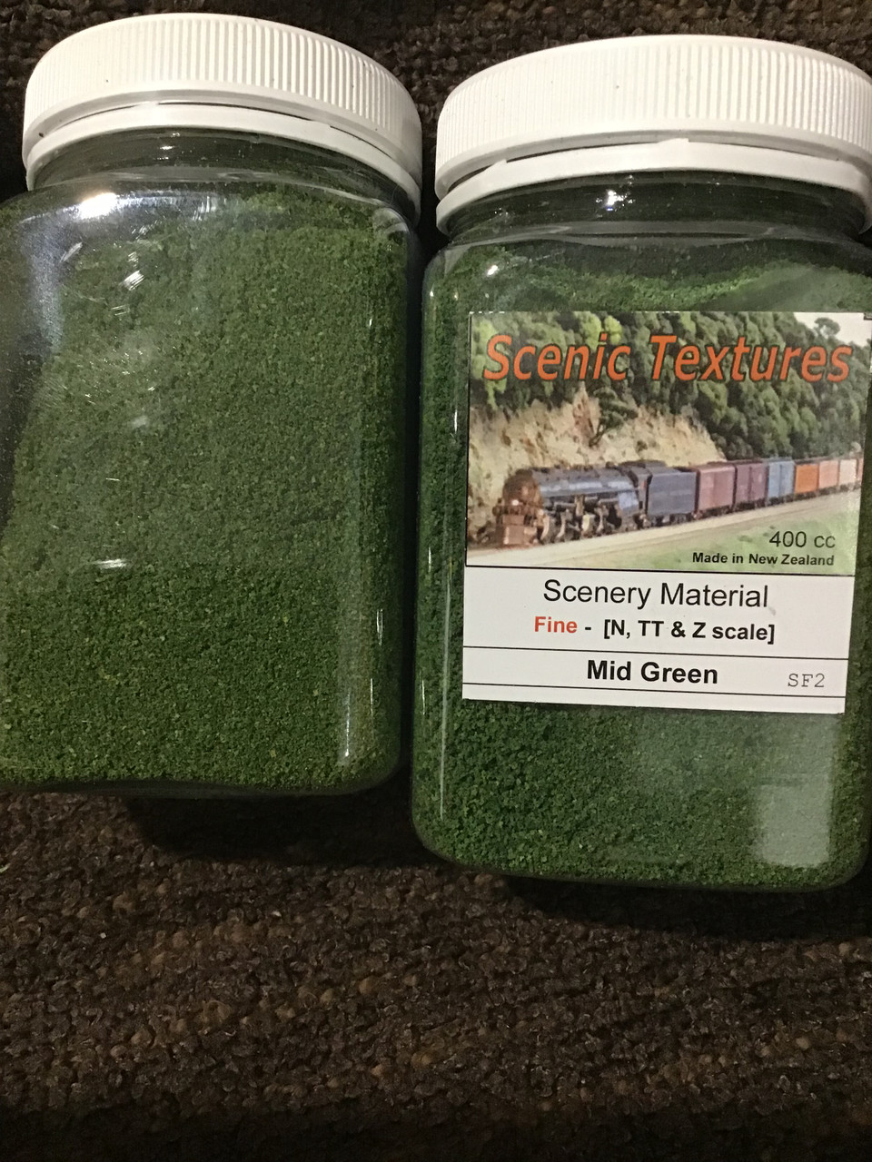 Scenic Textures #SF2 Fine Scenery Material - Mid Green 400cc - Bay Hobbies