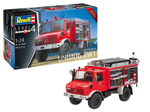 Revell #07531. 1/24 Schlingmann Unimog - Bay Hobbies