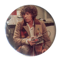 Doctor Who Vintage 1980's Button - 4th Doctor (Tom Baker) with K9 part ...