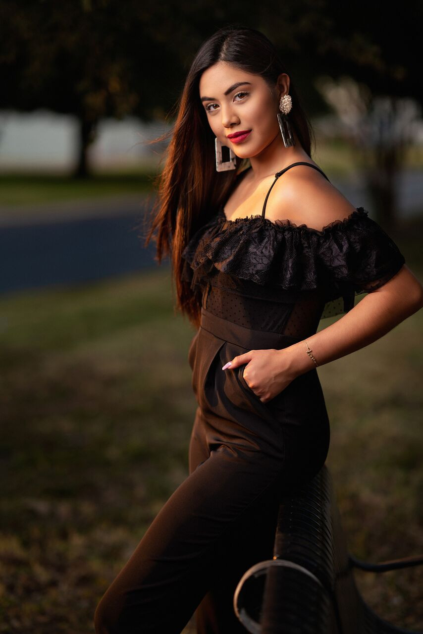 Priscilla G. Height 5'7.5 Bust 34 Waist 26 Hips 37