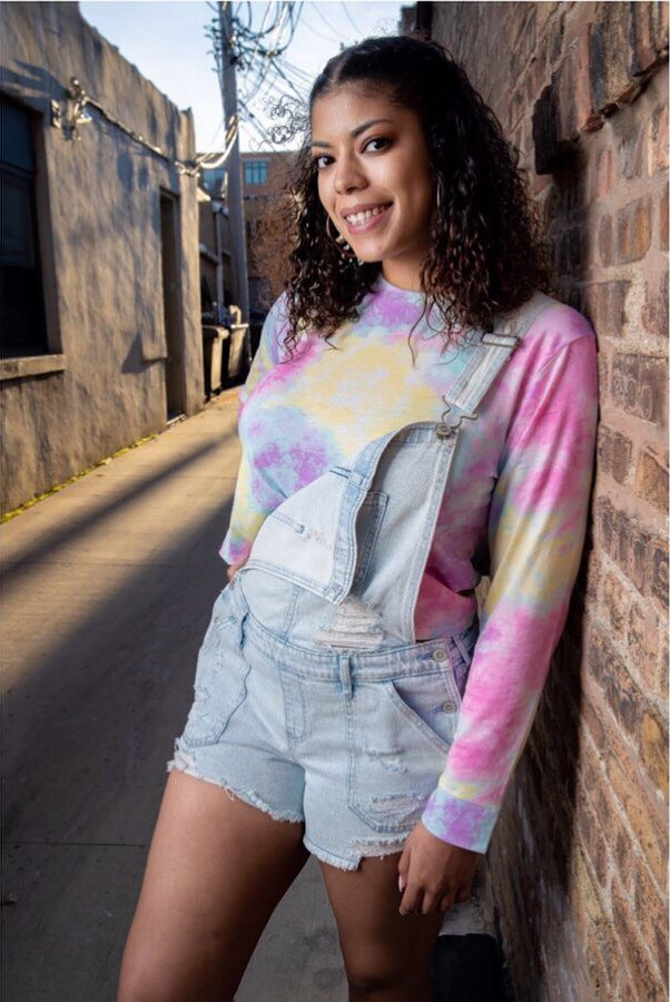 Jozlyn B. Height 5'11 Bust 41 Waist 33 Hips 45