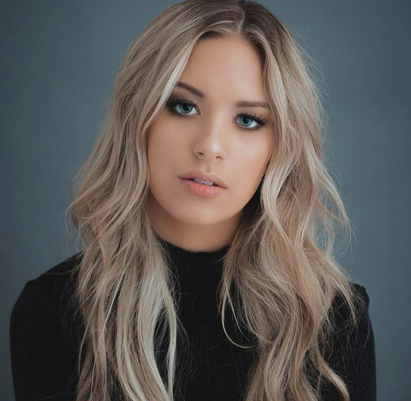 Belle V. Height 5'6 Bust 34 Waist 26 Hips 36