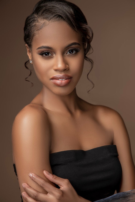 Editorial Print Modeling: Your Chance to Shine