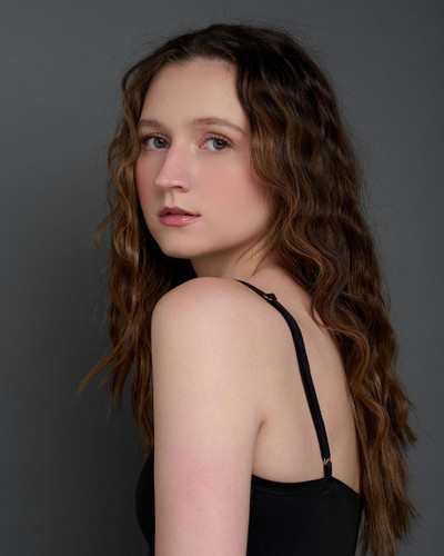 Marissa F. Height 5'8 Bust 31.5 Waist 26 Hips 37.5