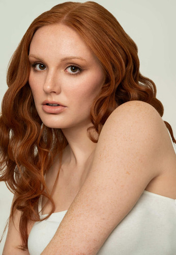 Lilly N. Height 5'8 Bust 33.5 Waist 27 Hips 37