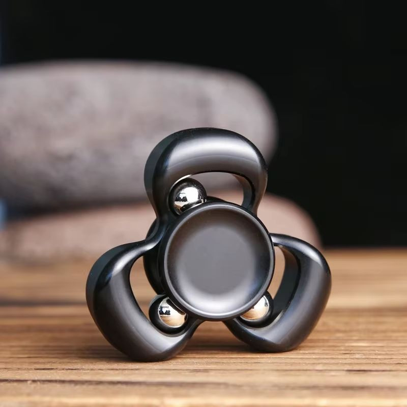 Three Leaf Clover Premium Stainless Steel Finger Spinner Black - SkillToyz