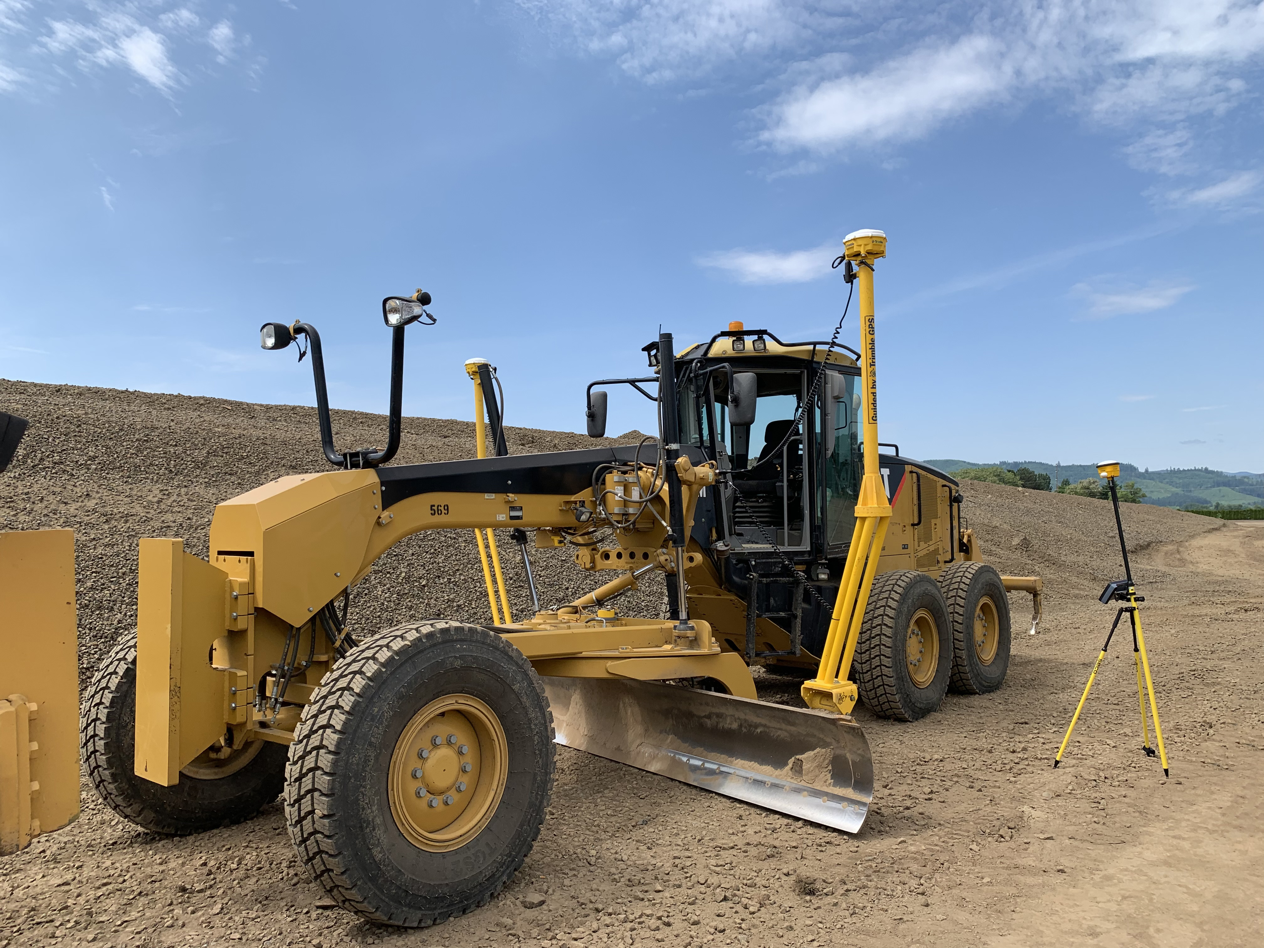 Trimble Full Packages - Base/Rover Receivers & GPS Machine Control Kits ...