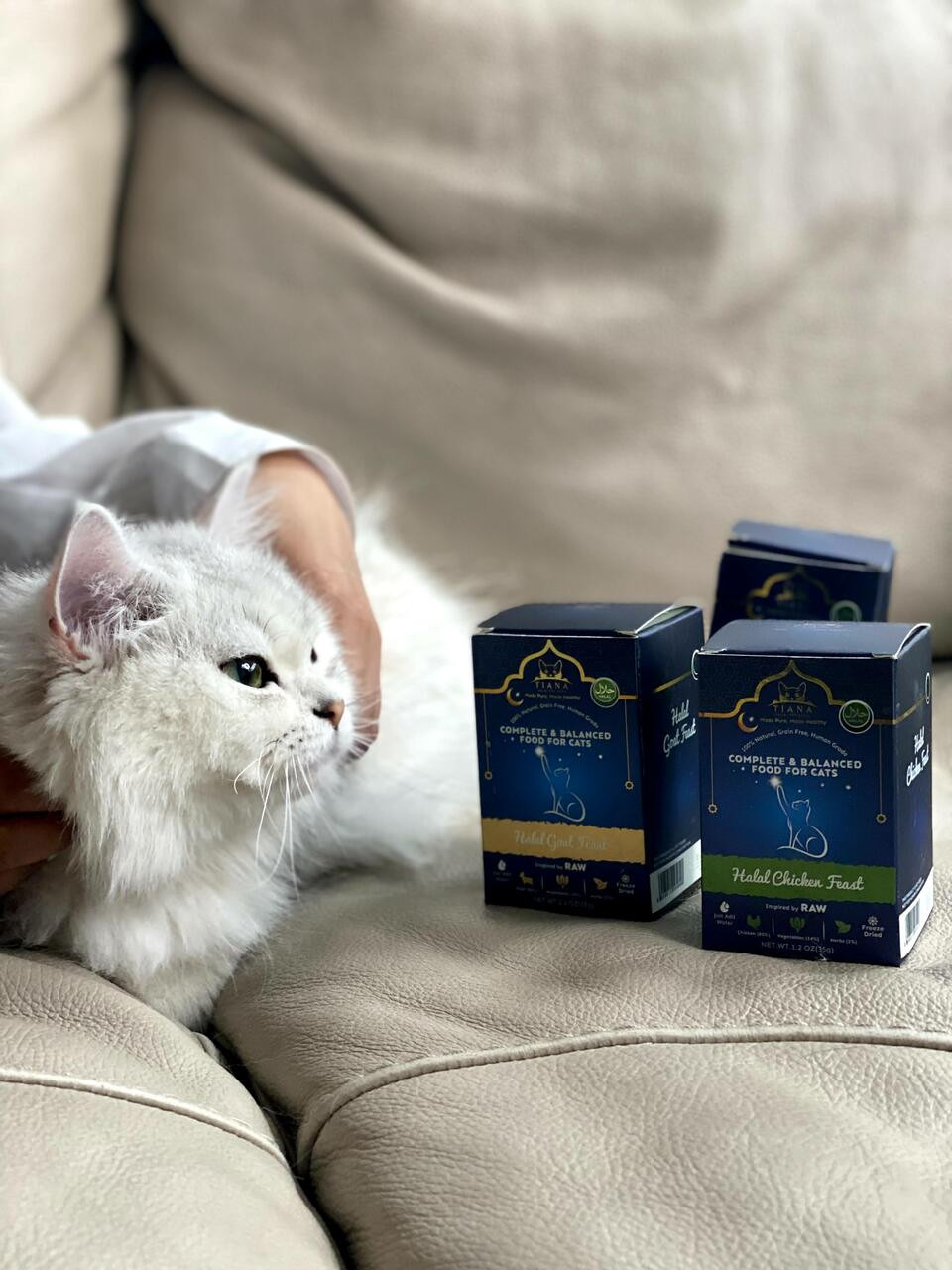 Halal Cat Food Goat Feast-250g makes 1Kg food avg 25 meals/portions ...