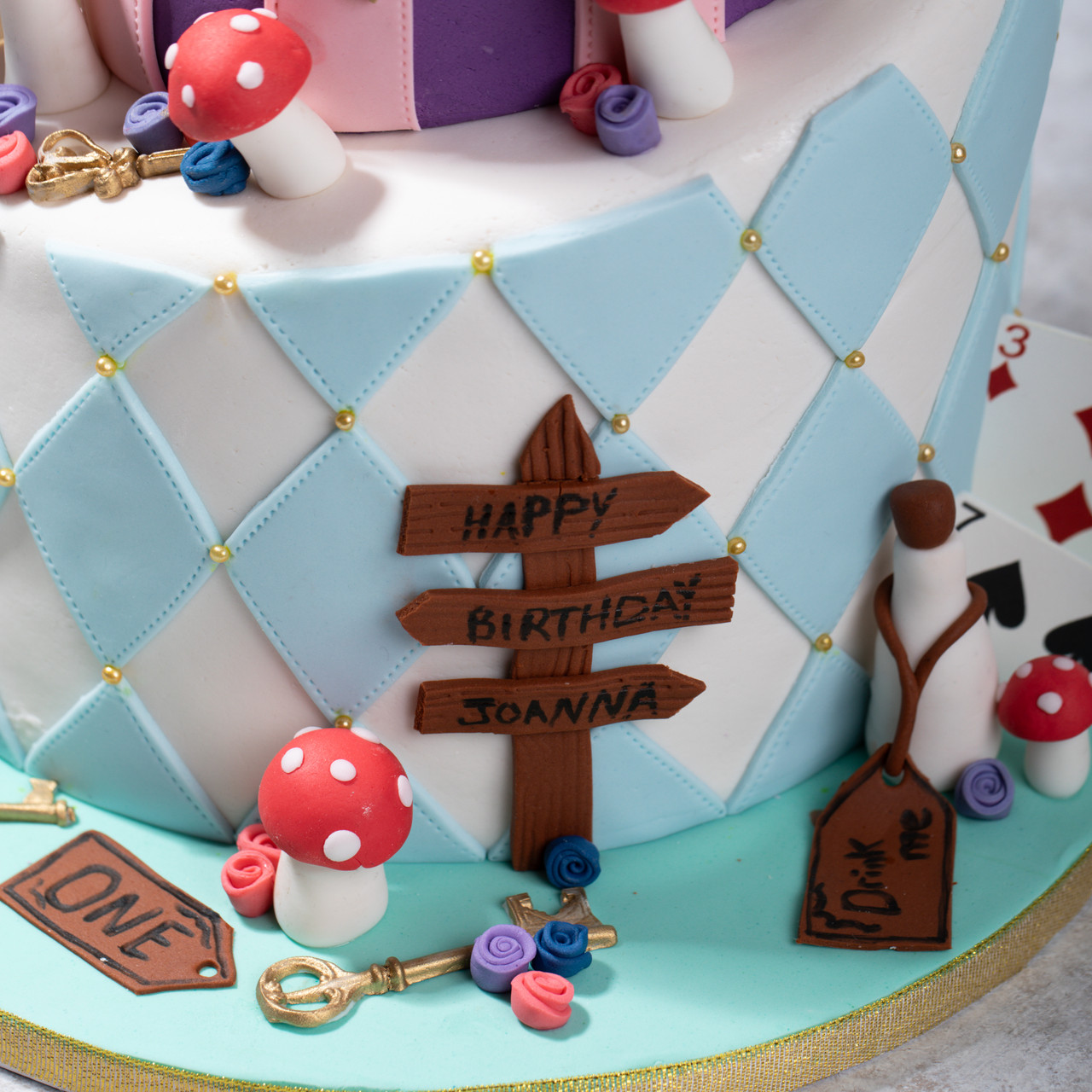 Alice Slanted Cake
