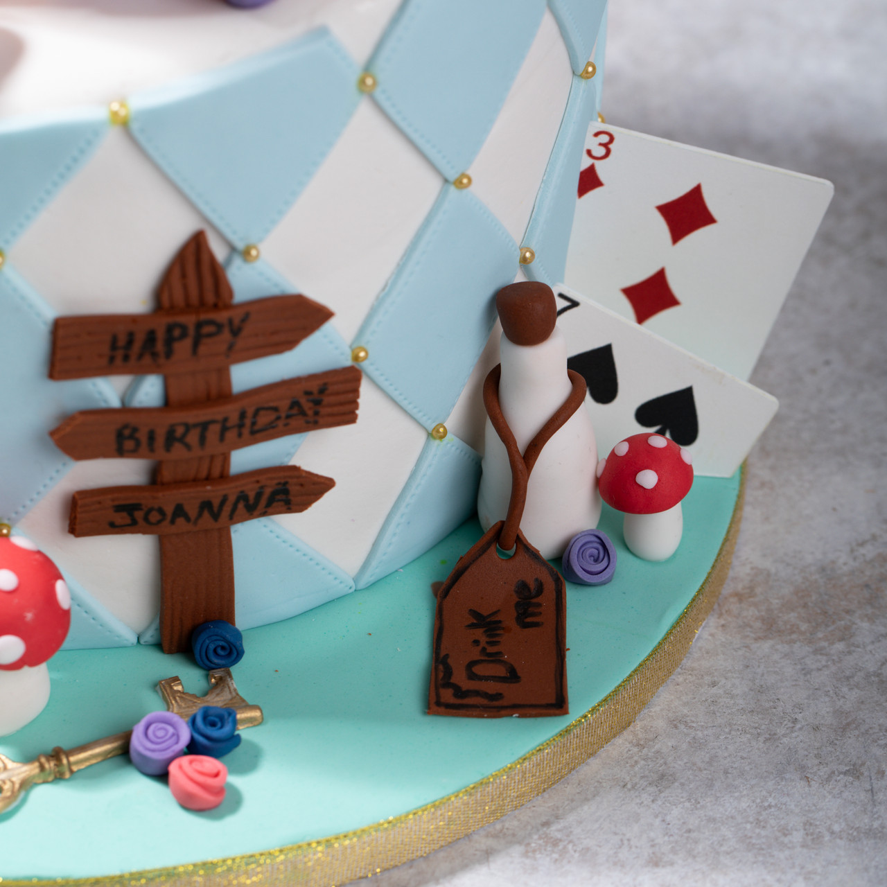 Alice Slanted Cake