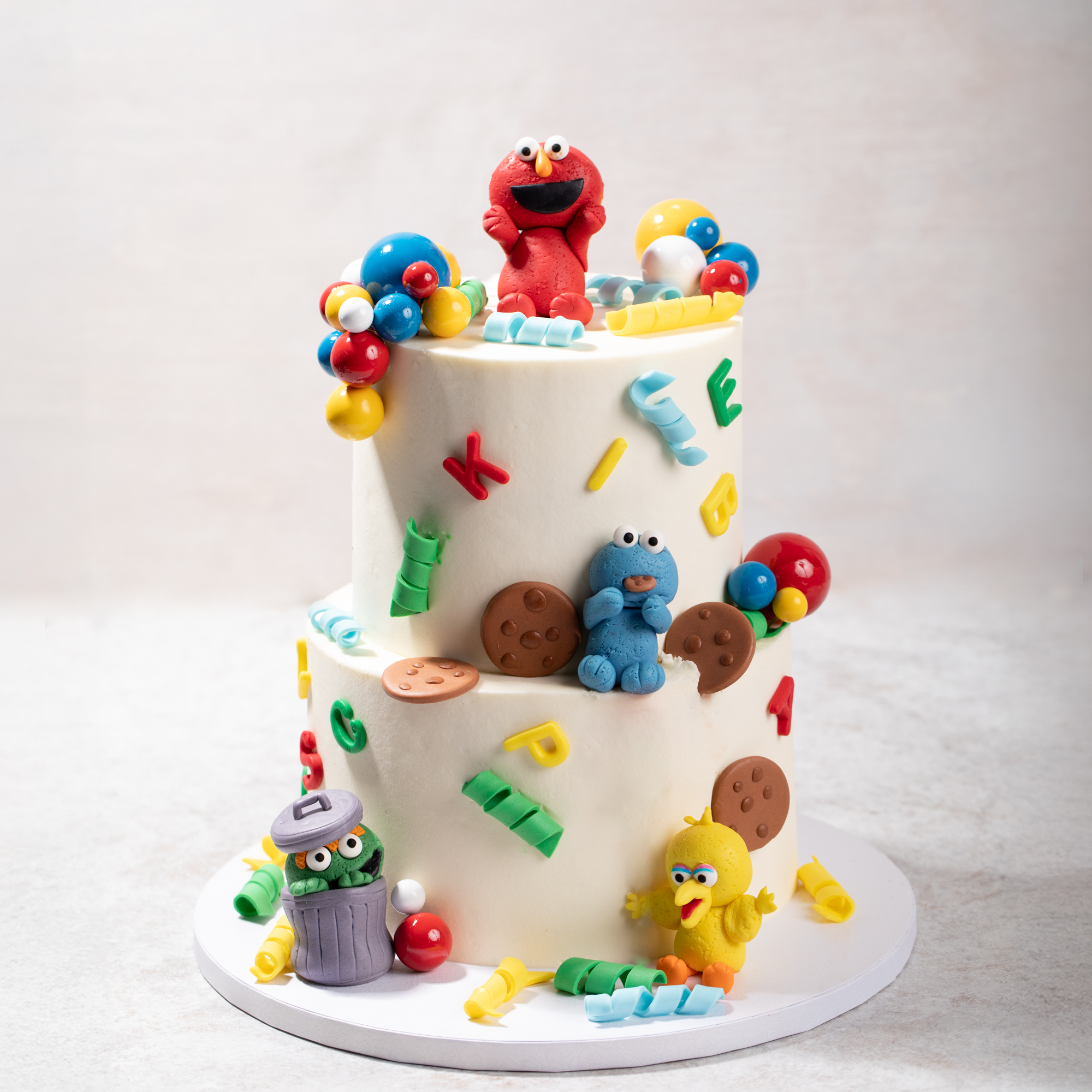 Sesame Street Characters Cake