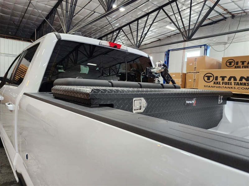 Titan Fuel Tanks Universal 90 Gallon L-Shaped Heavy Duty Transfer Tank ...